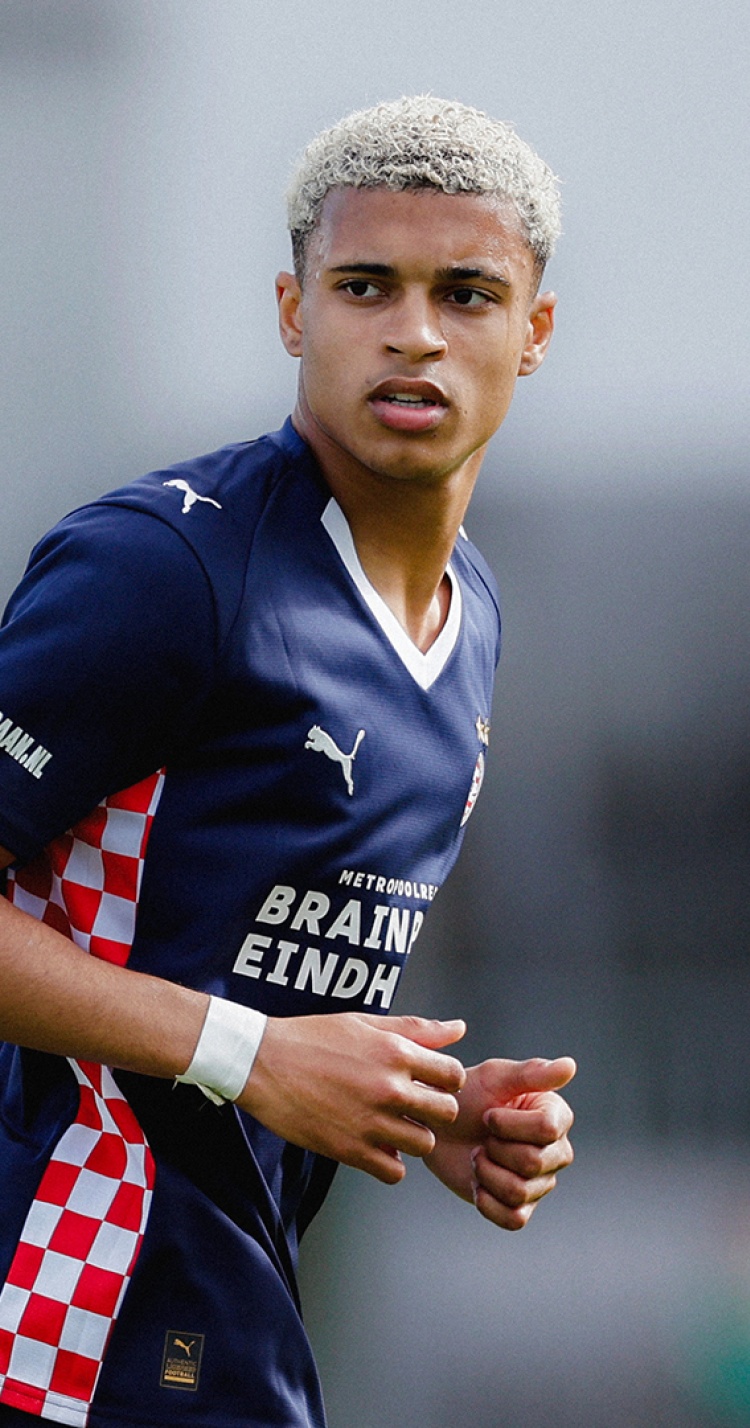 PSV - Spelersprofiel | Delé Thomas: een jonge vleugelspits met lef en creativiteit